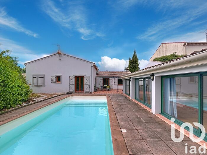 Maison à vendre - Prades-sur-Vernazobre - 5 pièces - 5 chambres