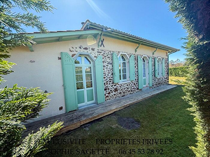 Maison à vendre - Lugos - 6 pièces - 4 chambres