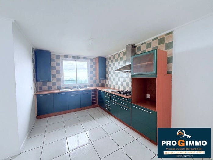 Maison 3 pièces à Le Tampon, à louer