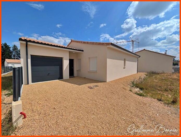 Maison à louer - Poitiers - 5 pièces - 4 chambres