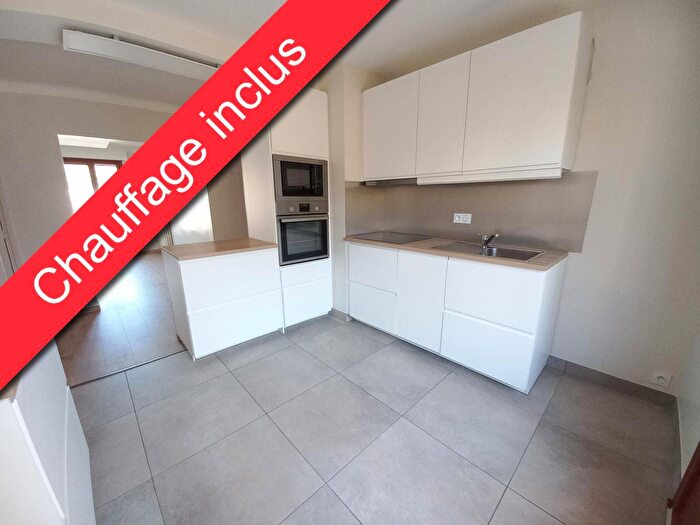 Appartement à louer - Montplaisir-Cartayre, Millau - 4 pièces - 3 chambres