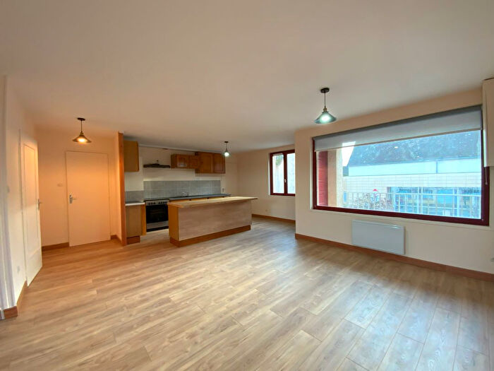 Appartement à louer - Saint-Boil - 3 pièces - 2 chambres