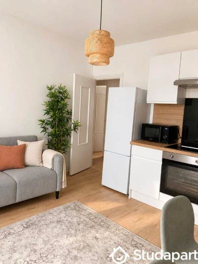 Jules Verne, Nantes - Appartement 1 pièce à louer