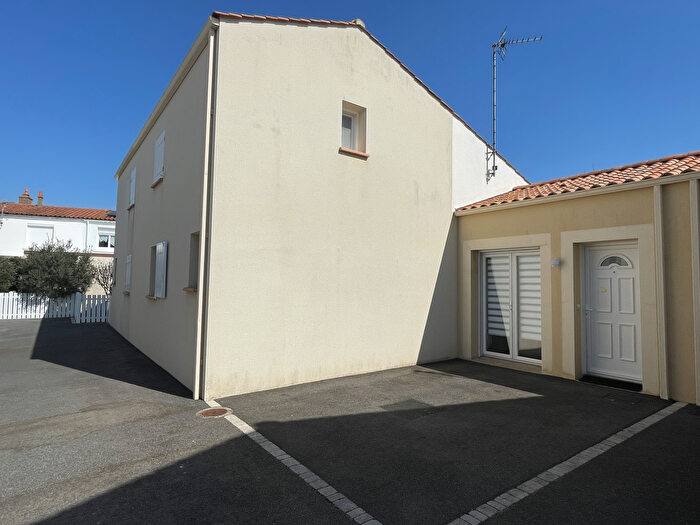 Maison à vendre - Les Sables-dOlonne - 4 pièces - 3 chambres