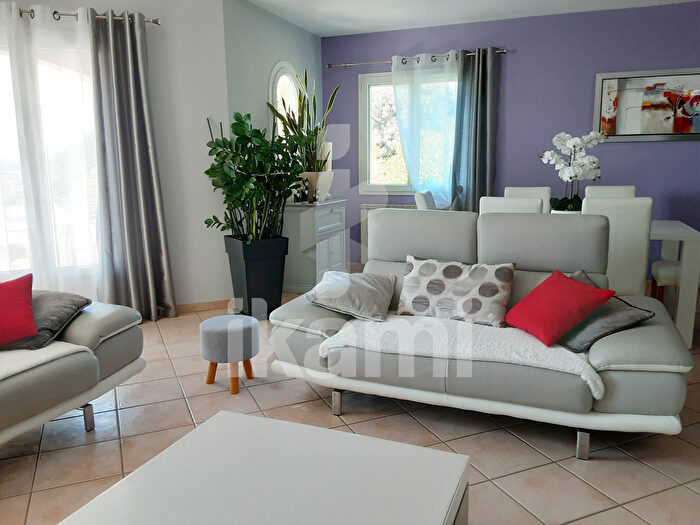 Maison à vendre - Pouzilhac - 5 pièces - 3 chambres