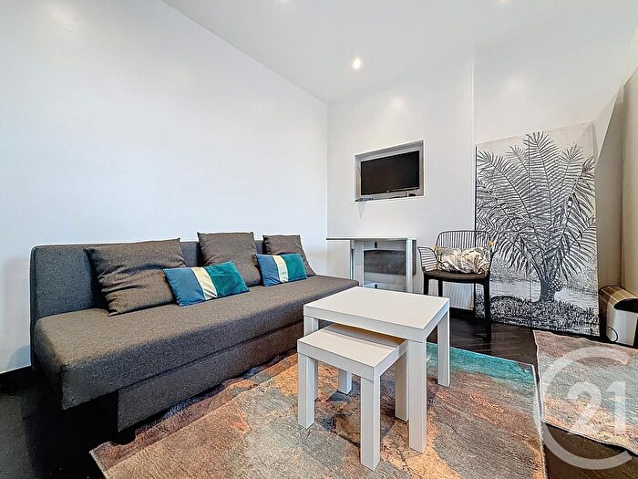 Appartement à louer - Melun, Centre-ville - 1 pièce