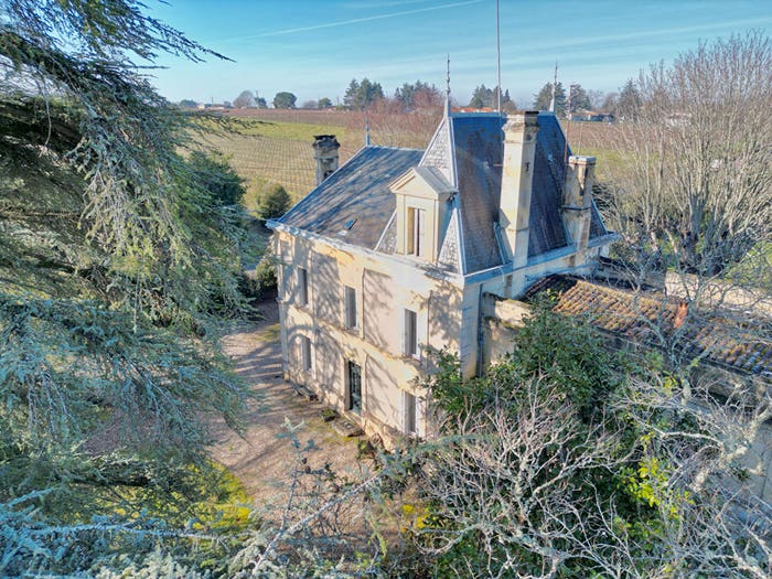 Maison 13 pièces à postalCode, à vendre