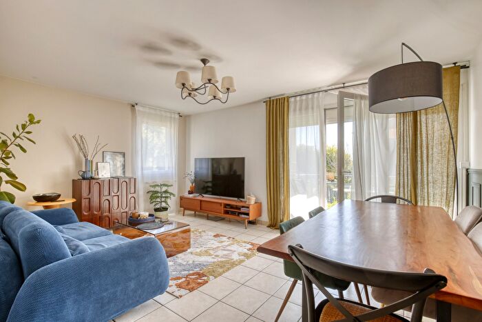 Taverny, Les Lignières, Mermoz, Les Ecouardes : Appartement 4 pièces à vendre