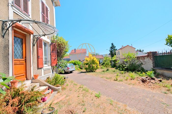 Maison à vendre - Champigny-sur-Marne - 6 pièces - 4 chambres