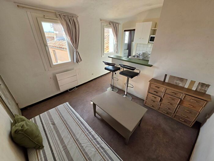 Appartement à louer - Aix-en-Provence - 2 pièces - 1 chambre