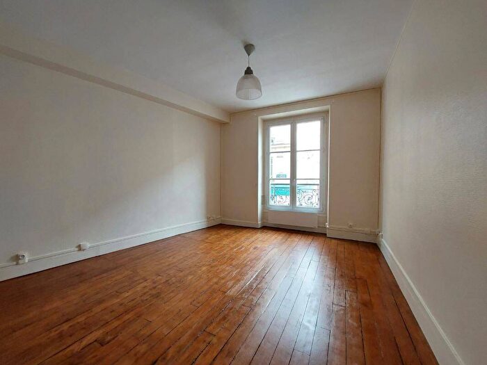 République-Saint Ambroise, Paris 11ème arrondissement : Appartement 1 pièce à louer