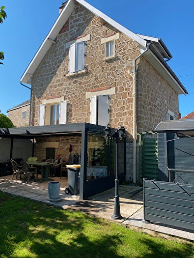 Maison à vendre - Brive-la-Gaillarde - 5 pièces - 3 chambres