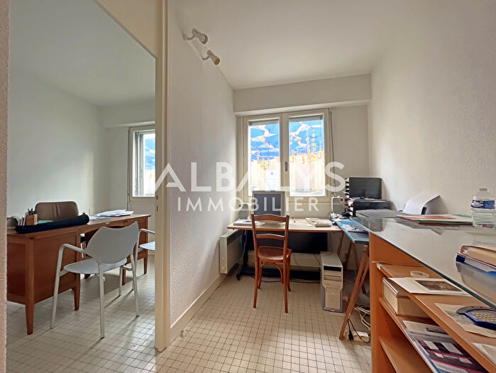 Appartement à vendre - Libourne, Centre-ville, Bastide, Gare - 1 pièce