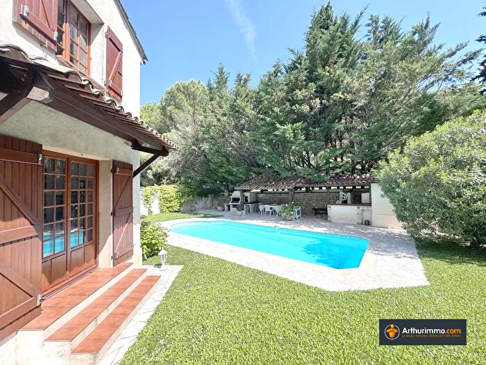 Maison à vendre - Saint-Martin-du-Var - 7 pièces - 5 chambres