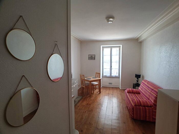 Appartement à louer - Dufau-Tourasse, Pau - 1 pièce