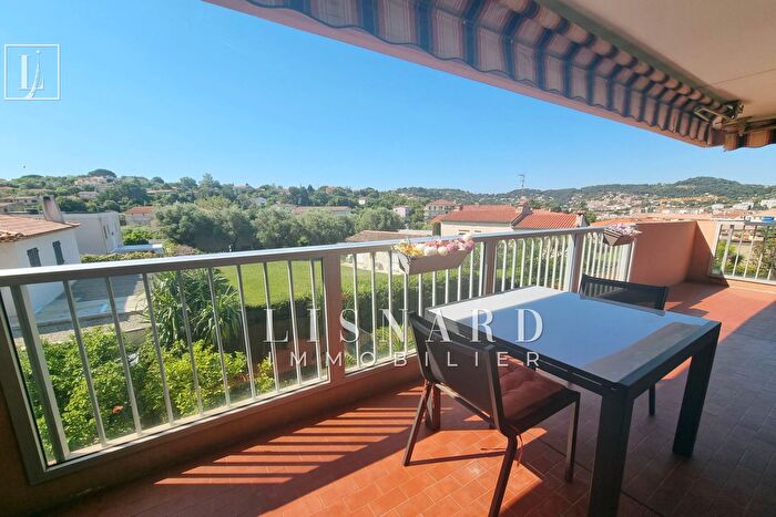 Appartement 3 pièces à Vallauris, Retenaou, Brusquets, Devens, Zone dactivité Saint-Bernard, à vendre