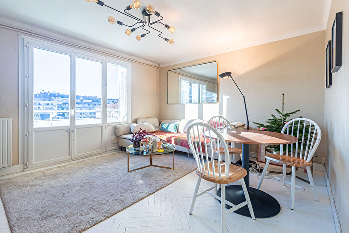 Appartement à vendre - Annecy, Parmelan, Albigny - 4 pièces - 3 chambres