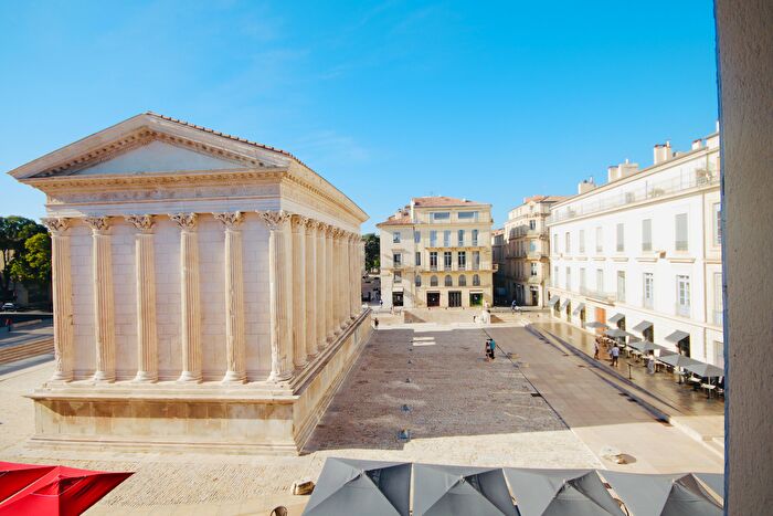 Appartement 3 pièces à Nîmes, Ecusson, Arènes, à louer