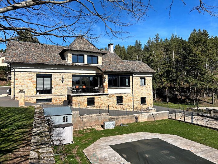 Maison à vendre - Marvejols - 11 pièces - 6 chambres