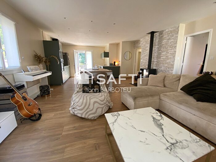 Corneilla-del-Vercol : Maison 4 pièces à vendre