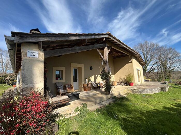 Maison à vendre - La Réole - 5 pièces - 4 chambres