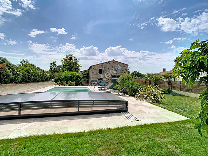 Gesté - Maison 6 pièces à vendre
