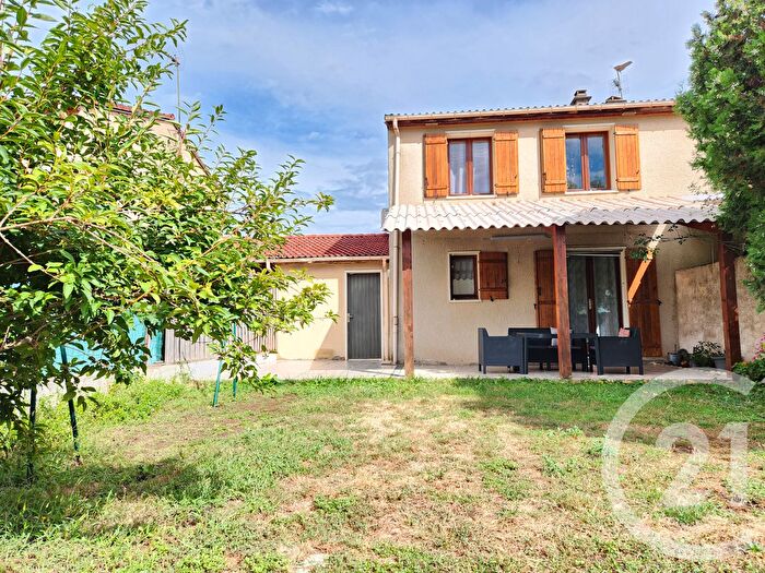 Maison à vendre - Vaulx-en-Velin, Vaulx en Velin Sud - 4 pièces - 3 chambres