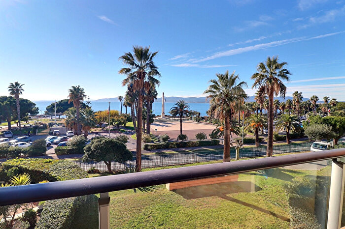 Appartement à vendre - Saint-Raphaël, Boulouris - 2 pièces - 1 chambre