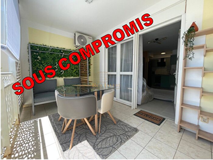 Appartement à vendre - Saint-Denis, Bois de Nèfles, Sainte-Clotilde - 1 pièce