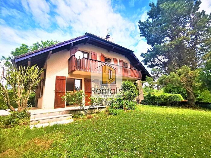 Maison à louer - Prévessin-Moëns - 7 pièces - 4 chambres