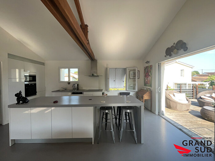 Maison 5 pièces à Carignan-de-Bordeaux, à vendre