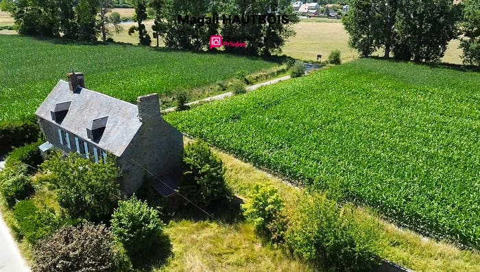 Maison 6 pièces à Le Val-Saint-Père, à vendre