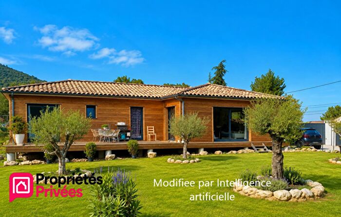 Maison 5 pièces à Plan-d'Aups-Sainte-Baume, à vendre
