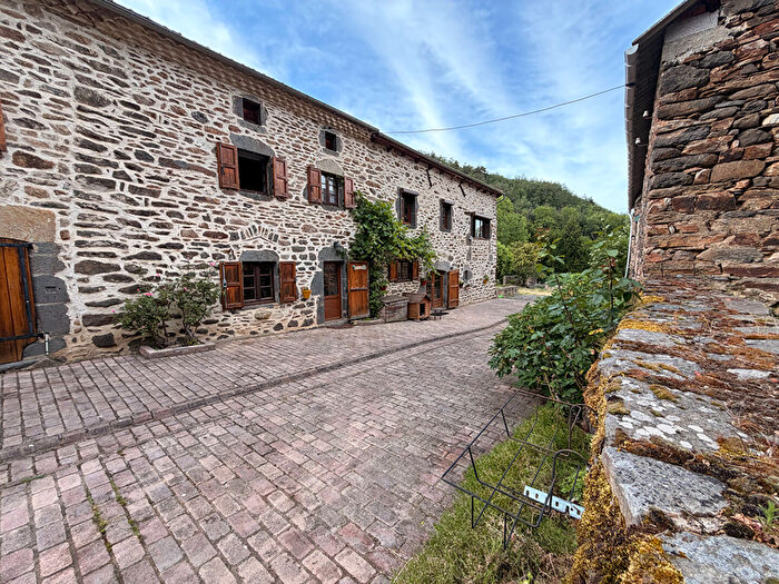 Blesle - Maison 6 pièces à vendre