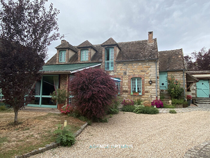Vinneuf : Maison 8 pièces à vendre