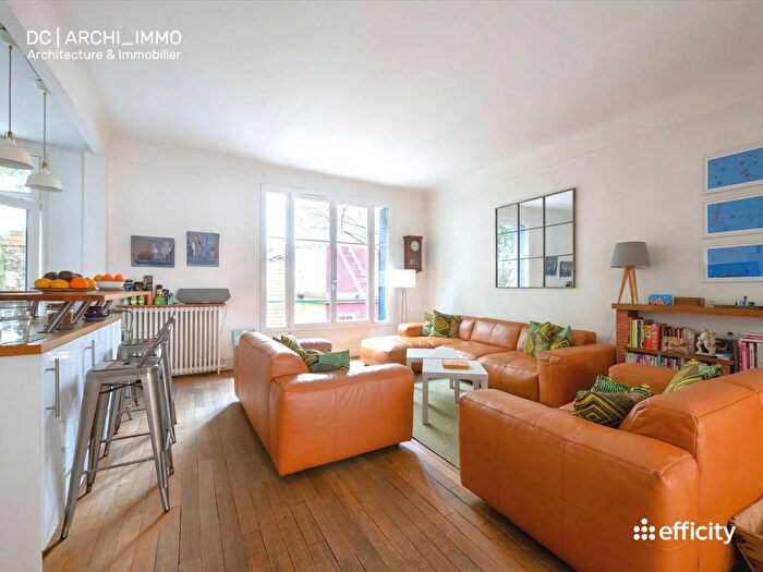 Maison à vendre - Saint-Ouen, Centre-ville - 9 pièces - 6 chambres