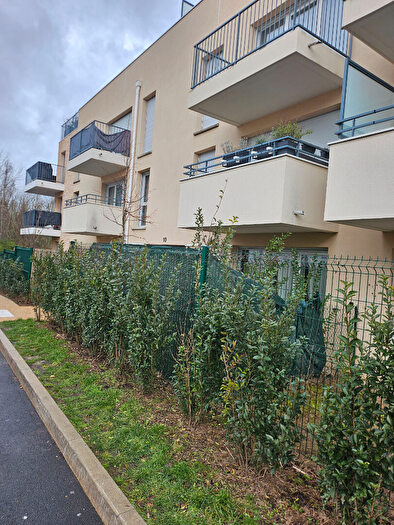 Appartement à louer - Ozoir-la-Ferrière, Gare, Brèche aux Loups, Belle Croix - 2 pièces - 1 chambre