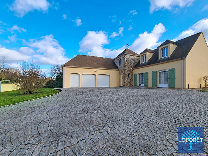 Maison à vendre - Morigny-Champigny - 6 pièces - 3 chambres