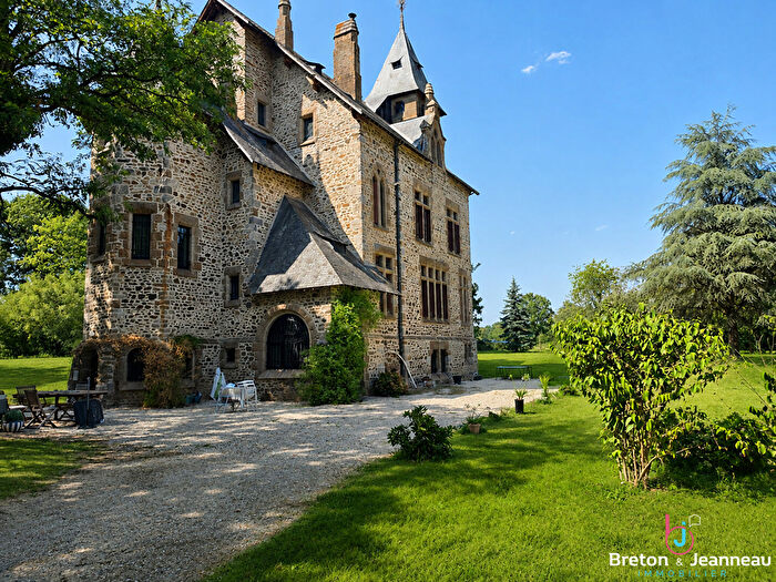 Maison 16 pièces à vendre à Mayenne, Sud Est