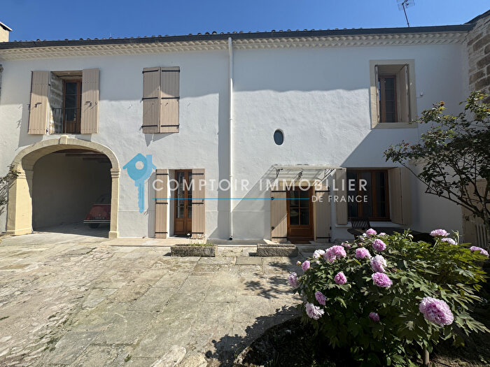 Maison à vendre - Vergèze - 9 pièces - 5 chambres