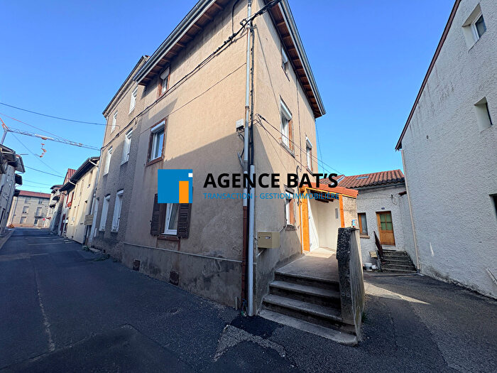 Bas-en-Basset - Maison 4 pièces à louer