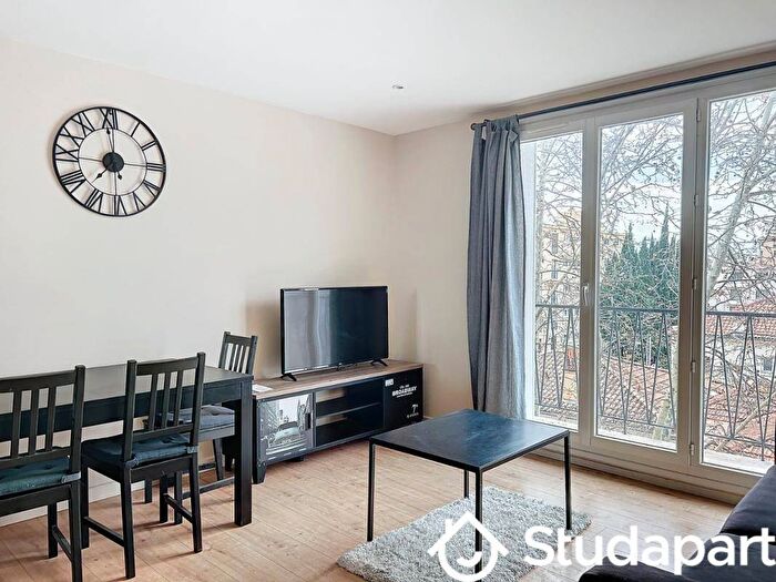 Appartement à louer - Temple, Toulon - 1 pièce - 1 chambre