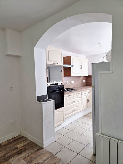 Maison 7 pièces à vendre à Saint-Antoine-sur-lIsle