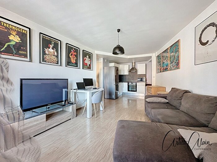 Maisons à vendre et appartements à louer - 1