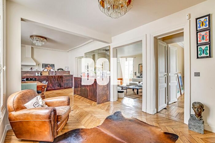 Appartement 5 pièces à Paris 10ème, Château d'Eau, Lancry, à vendre