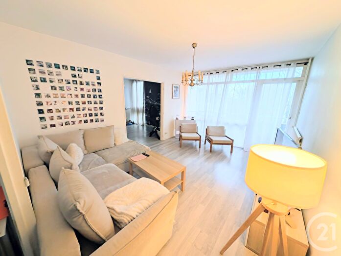 Appartement à vendre - Livry-Gargan, Centre-ville - 4 pièces - 3 chambres