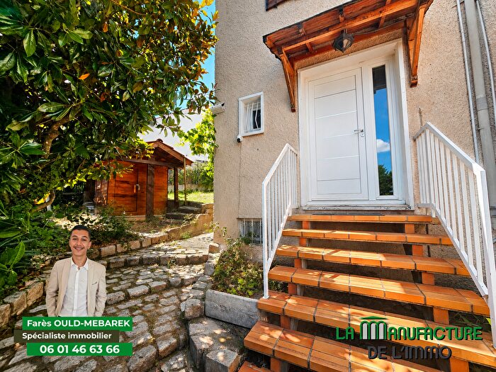 Maison 4 pièces à Saint-Étienne, Montreynaud, Molina, Le Marais, à vendre