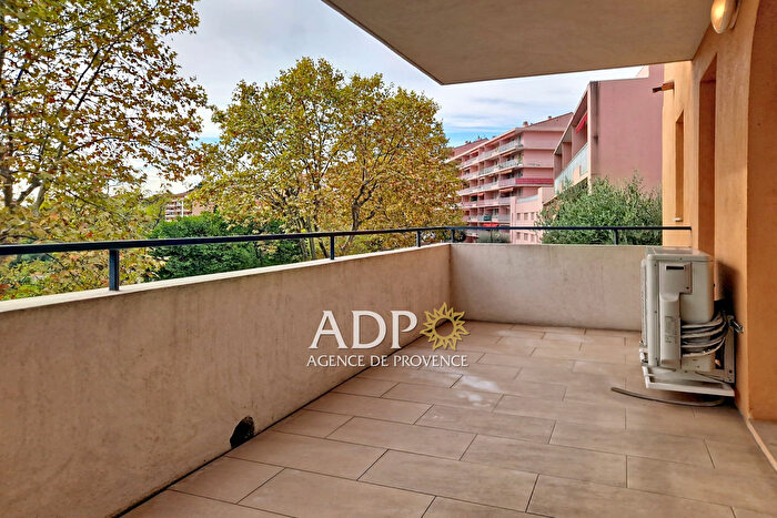 Grasse, Centre-ville Nord : Appartement 2 pièces à louer