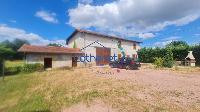 Maison à vendre - Saint-Hilaire-sous-Charlieu - 4 pièces - 3 chambres