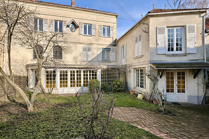 Maison à vendre - Senlis - 7 pièces - 4 chambres